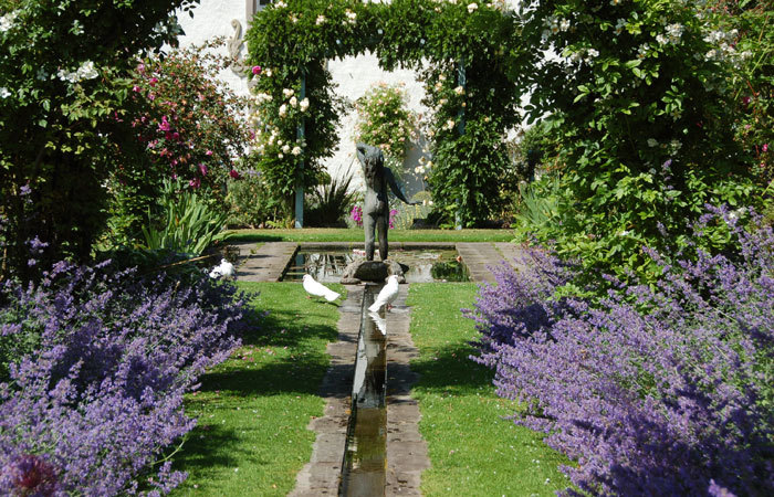 Gorgeous Gardens with a Purpose | Visit Scotland | BeautifulNow