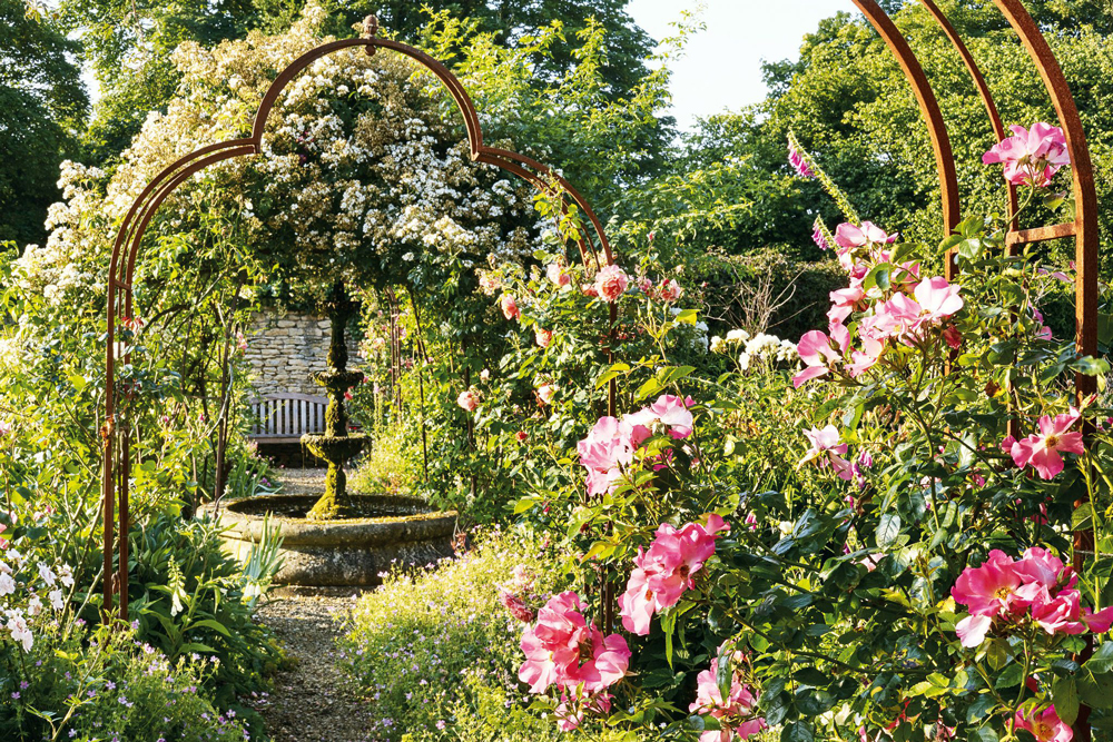 Gorgeous Gardening Books for Coffee Tables & Garden Dreams | BeautifulNow